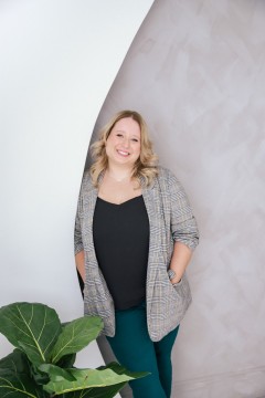 Stephanie Winter – The Official Manuscript Wish List Website